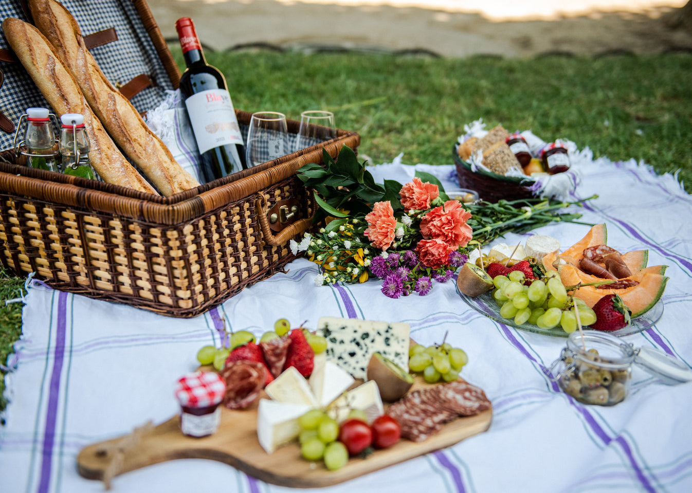 Paris Luxury Classic Picnics | Maison Petit Parc – Petit Parc PARIS
